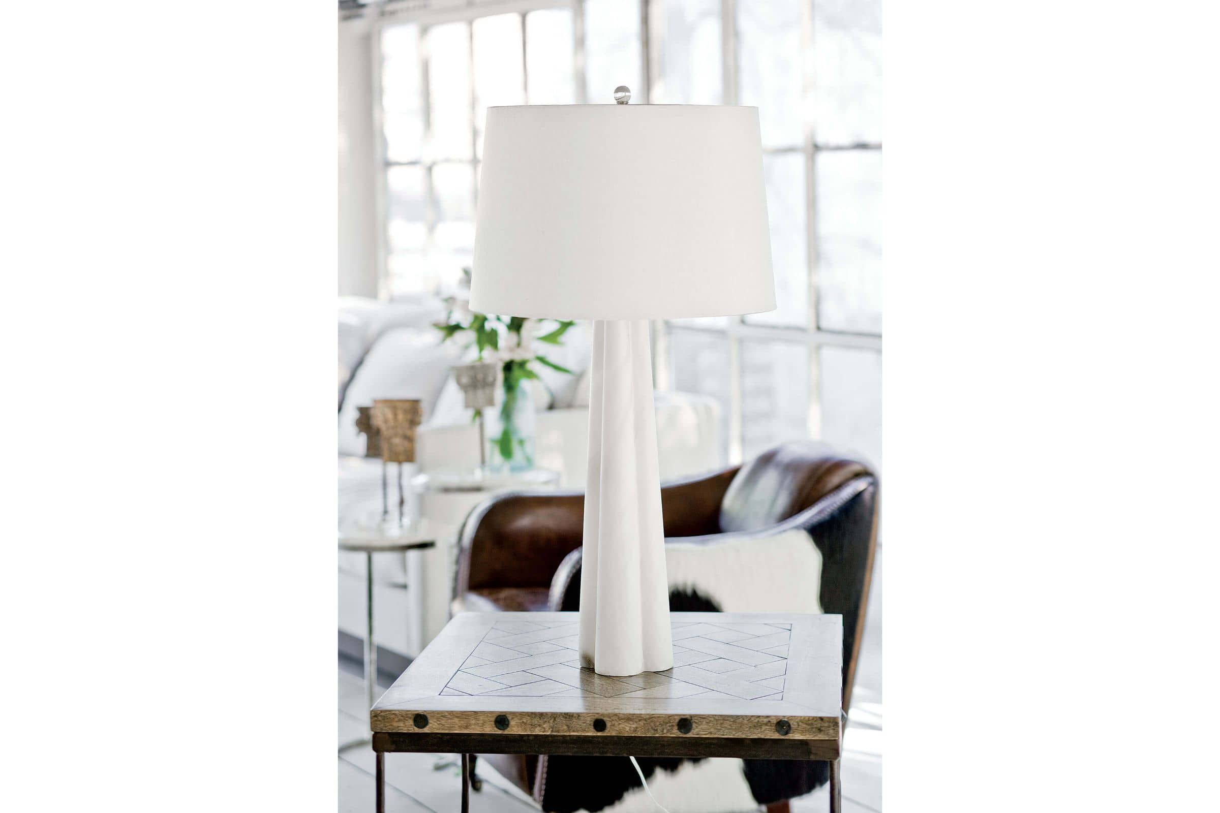 Quatrefoil Alabaster Table Lamp by Regina Andrew