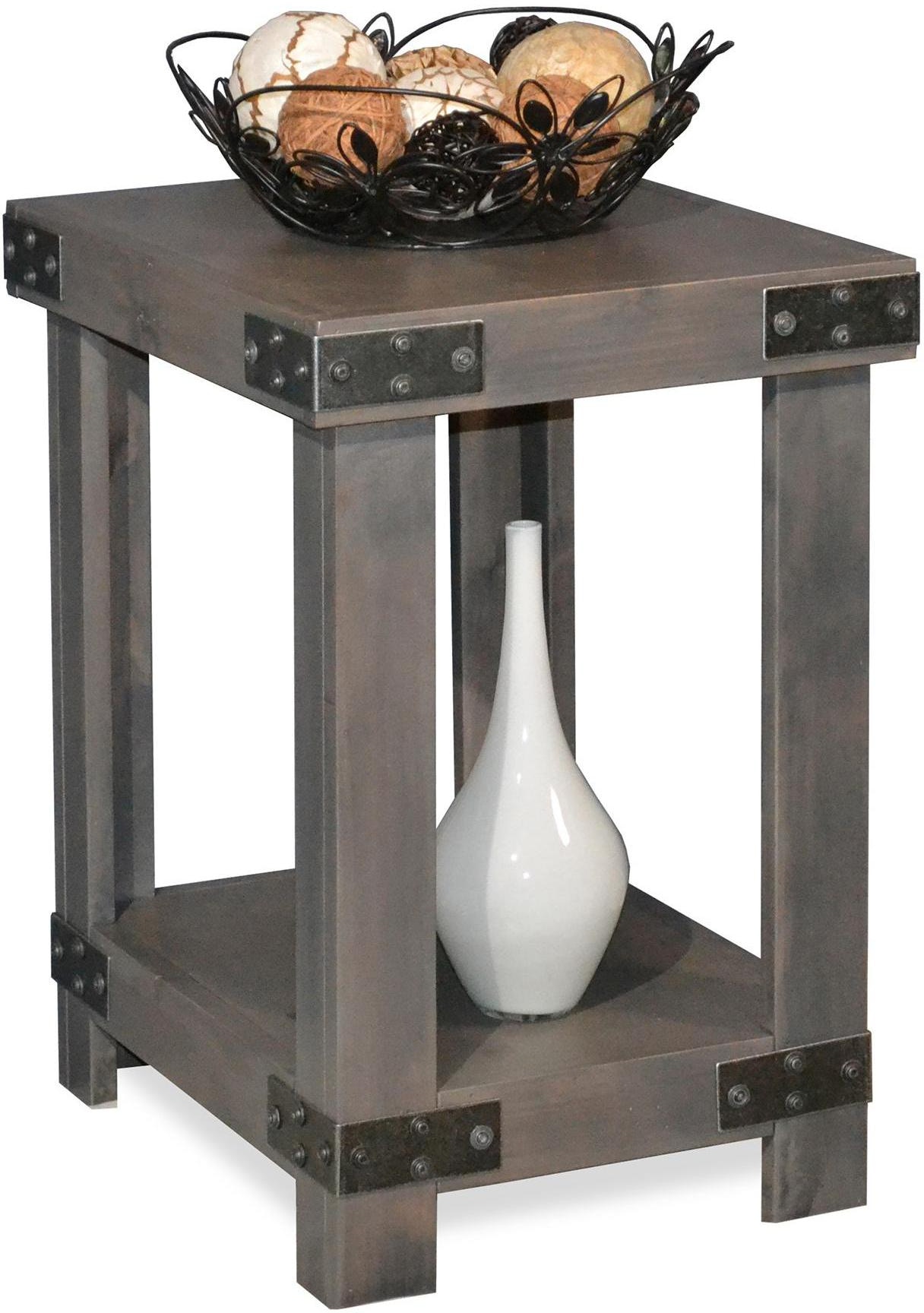 aspenhome INDUSTRIAL CHAIRSIDE TABLE