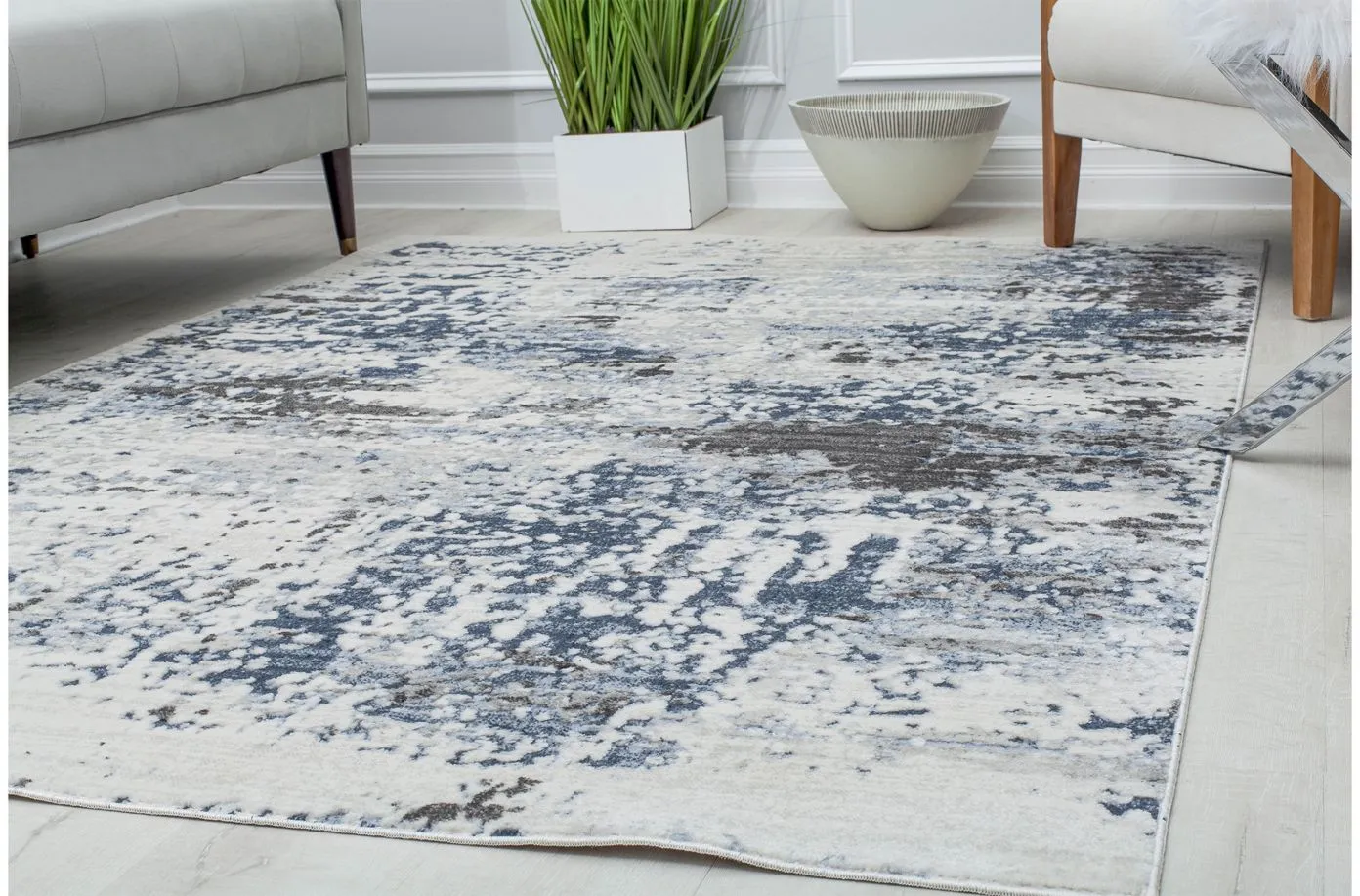 Preston Ivory Sapphire Splatter Rug