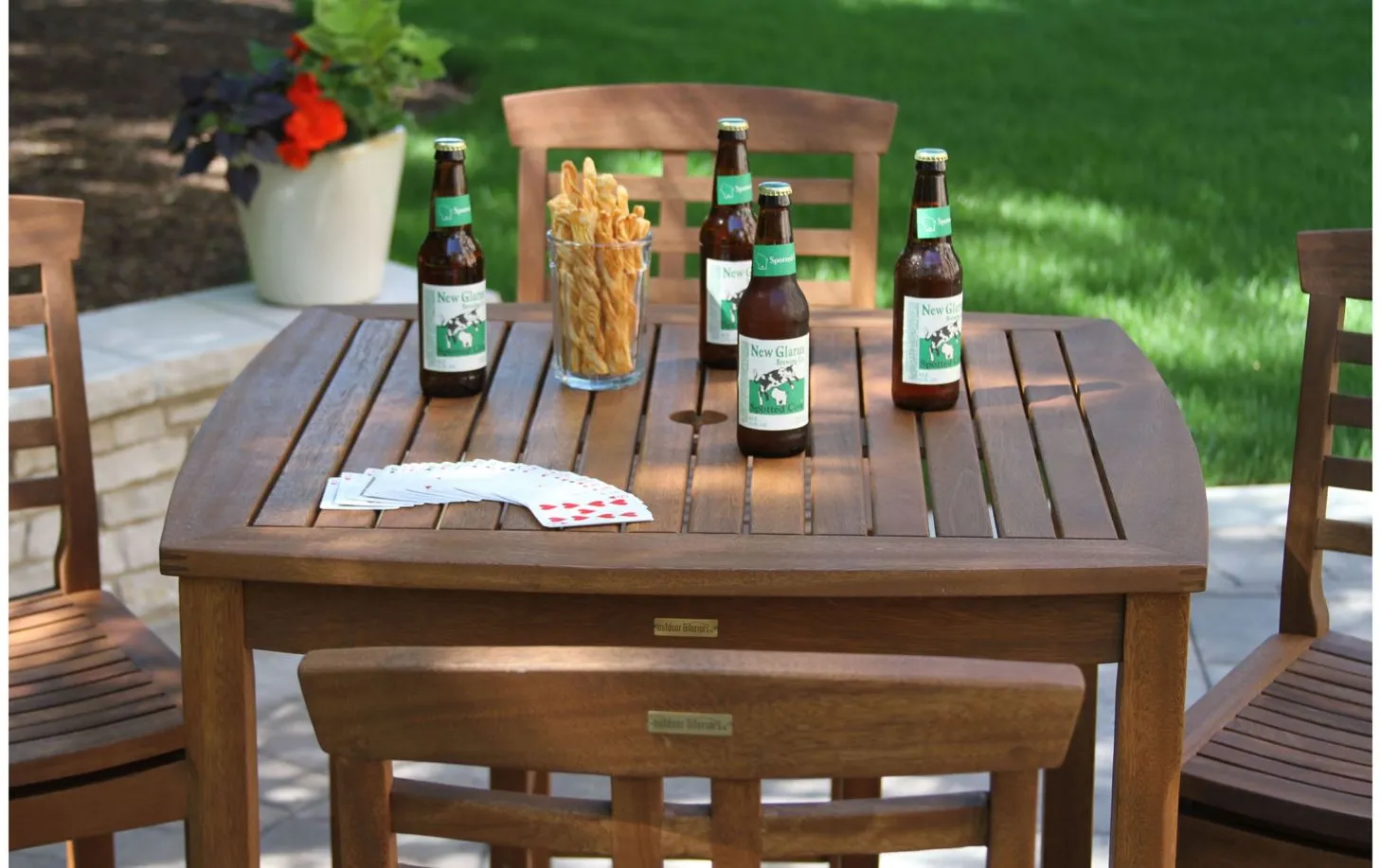 Sandpiper Outdoor Bar-Height Square Table