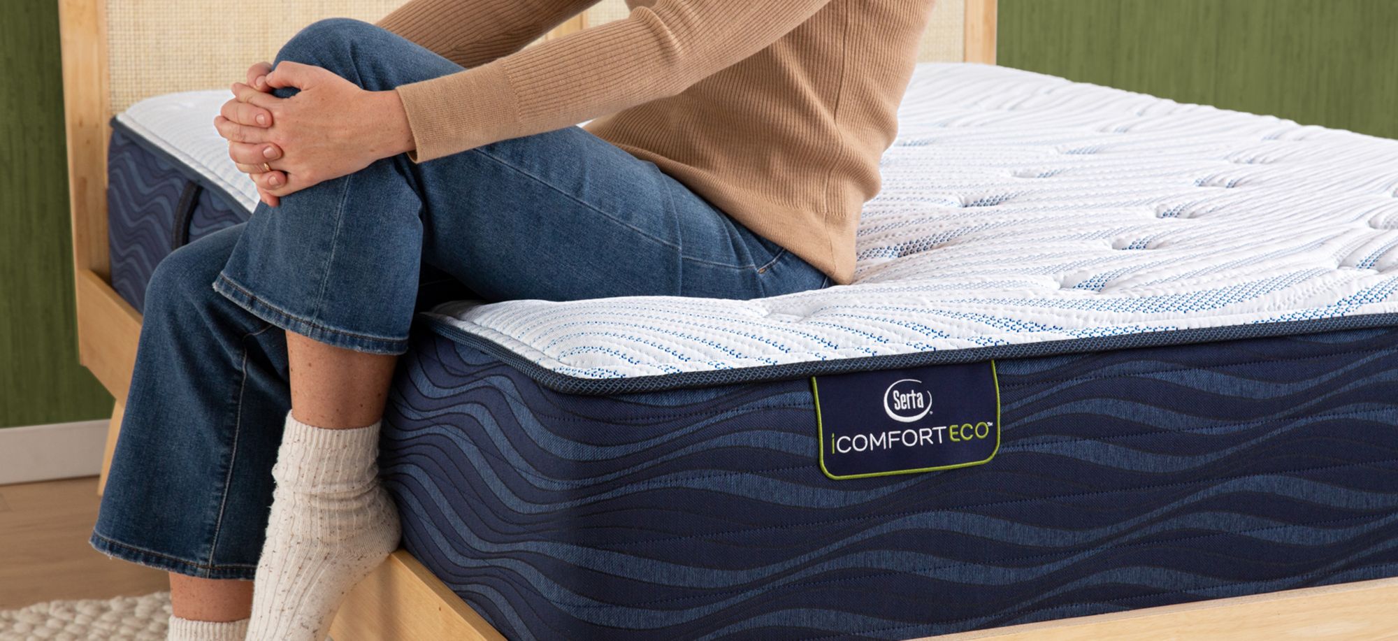 Serta iComfortECO Q15 Plush Mattress